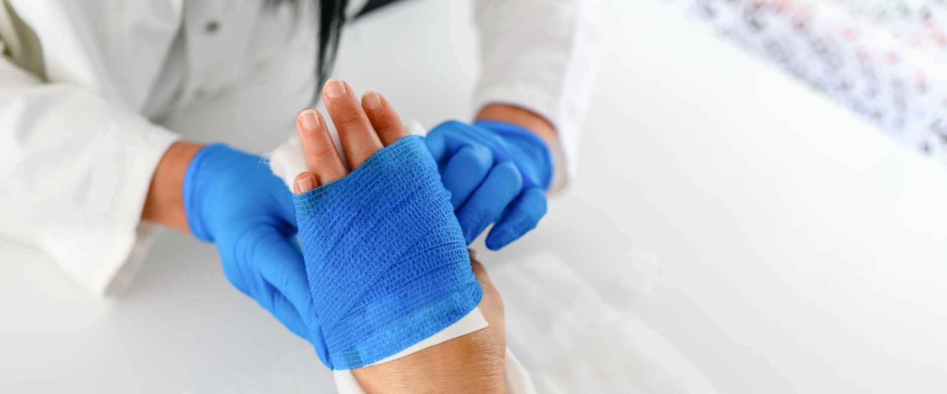 Is It Healing Right? Healthy vs Infected Wound Symptoms to Know